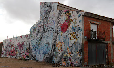 @photojo53: Big Wall of the street , la Mancha Colors (2)
