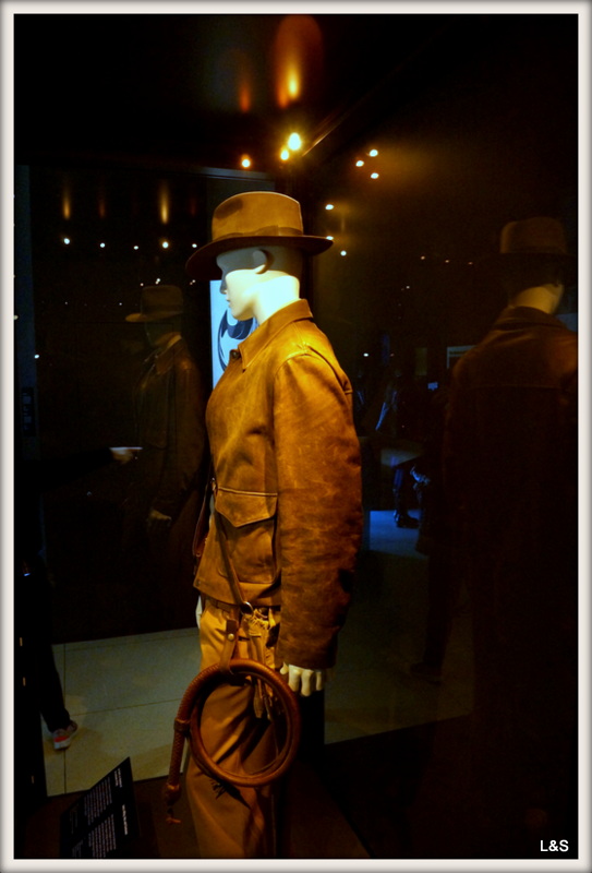 Viaje Continuo: Indiana Jones and the Adventure of Archaeology en ...