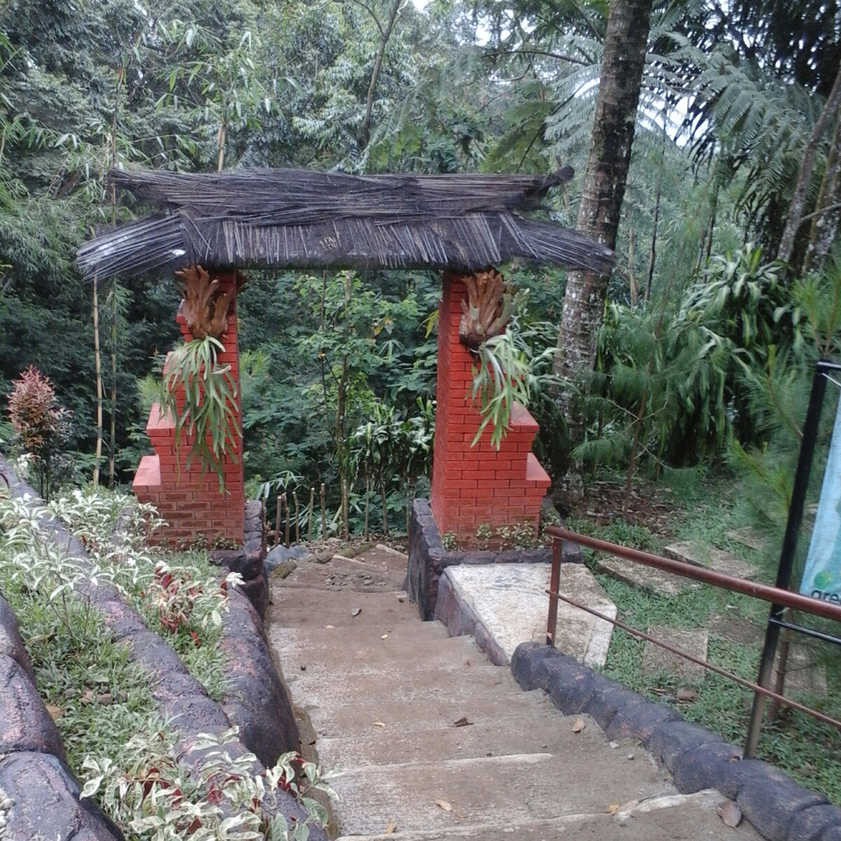 MR NUGRAHA BLOG: Curug Capolaga "Adventure Camp"