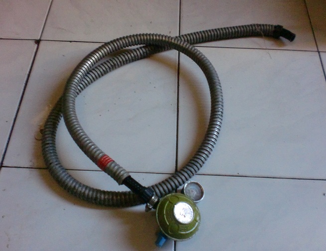 Cara Memasang Selang Regulator Gas Baru Beli ke Tabung dan Kompor Lama ...