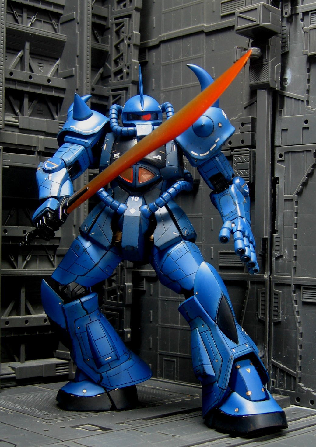 GUNDAM GUY: MG 1/100 Gouf 2.0 - Custom Build