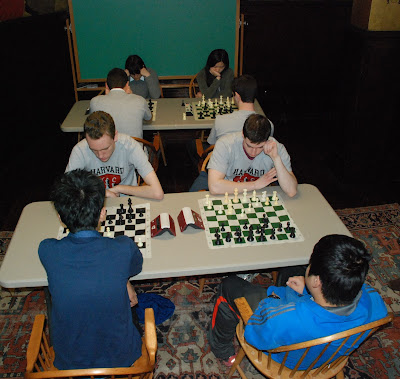 Boylston Chess Club Weblog: HARVARD UNIVERSITY BEATS CHINA 2.5 - 1.5