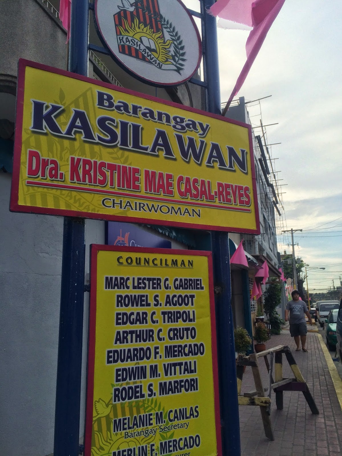 Makati Barangay Shows Off Green Fiesta Banderitas