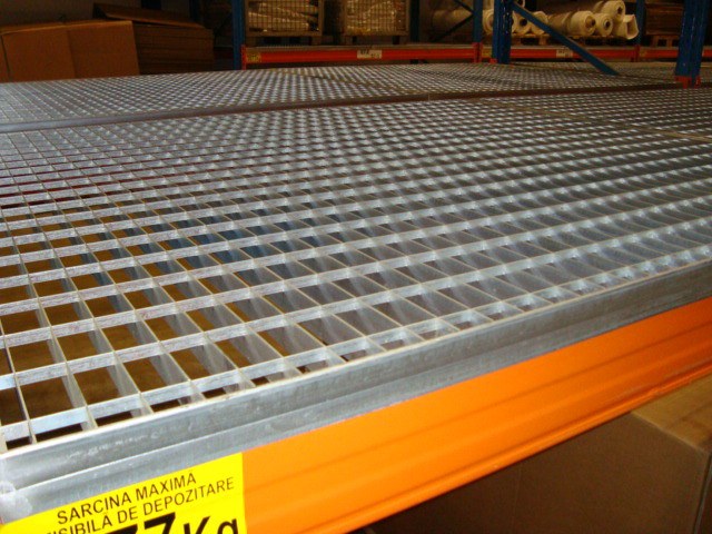 gratare metalice zincate: GRATARE METALICE ZINCATE SI TREPTE GRATAR ...