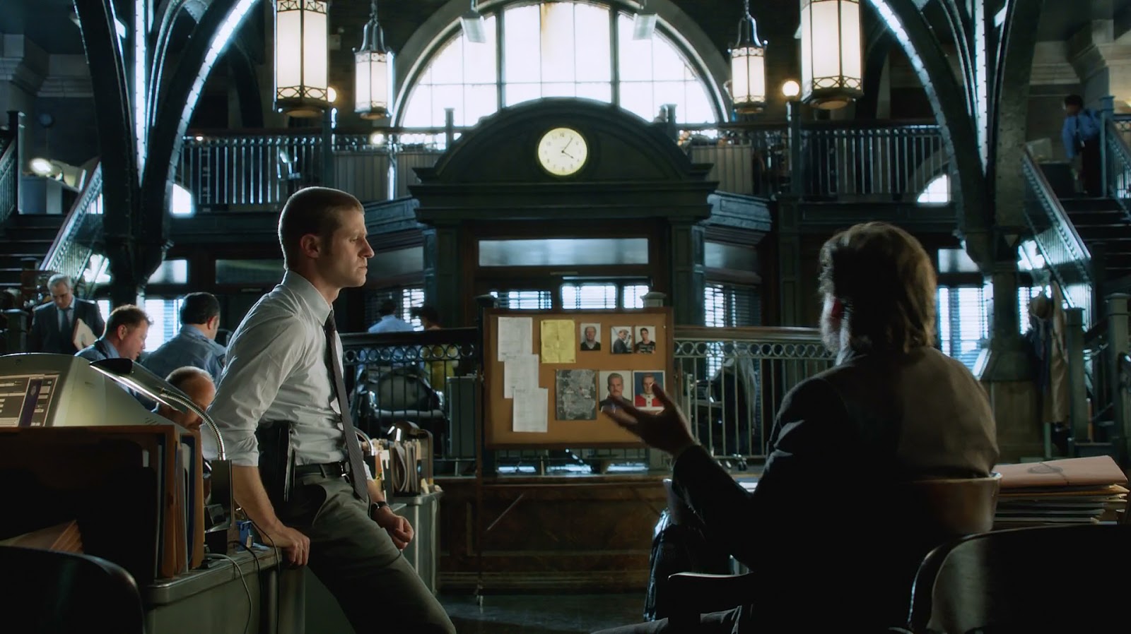 Doux Reviews: Gotham: The Balloonman