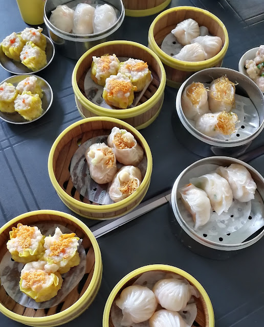 Red Tea Dim Sum, Sunshine Lip Sin