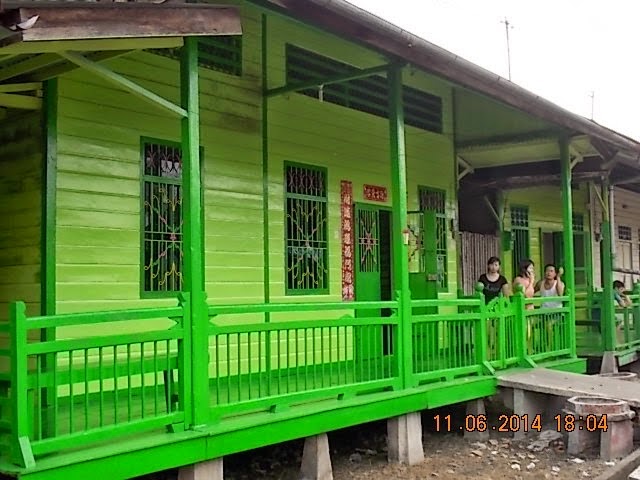 Thailand beyond solo backpacking: Accomodations in Bagansiapiapi.