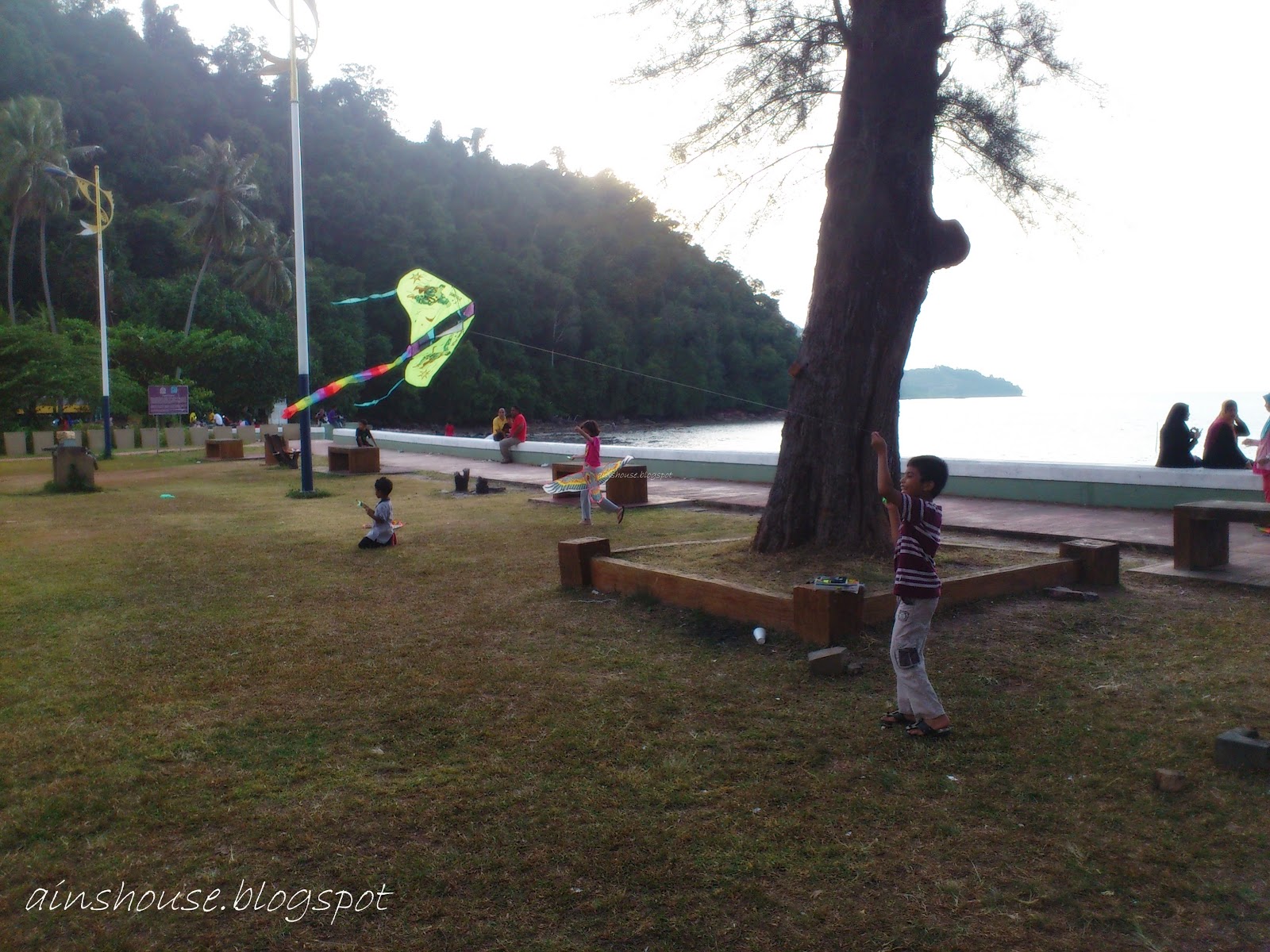 CHEQ AIN: ~~Merdeka Beach Resort, Pantai Merdeka, Kedah~~