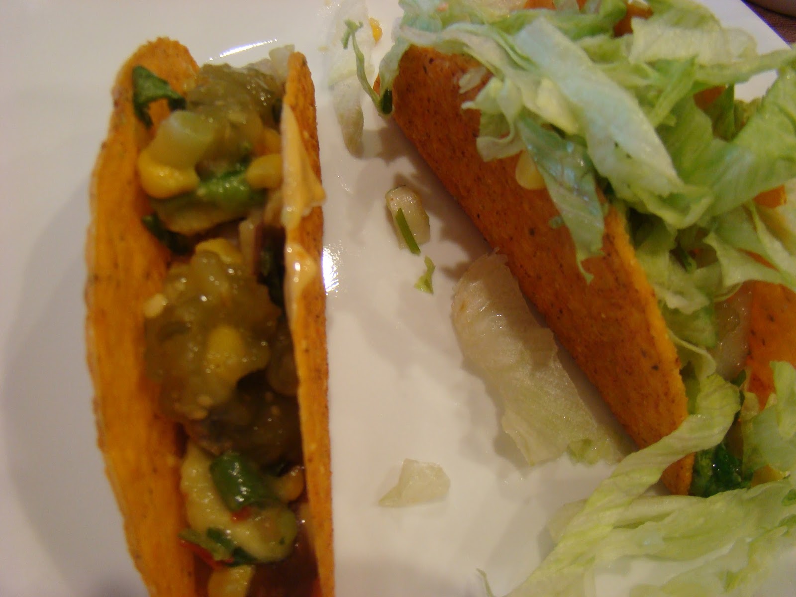 My Favorite Recipes Collection: Crunchy Tacos with Chunky Veggie and Beans