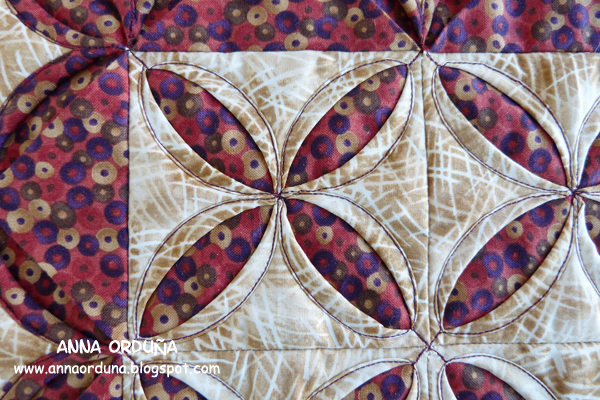 Anna Orduña - Mi Rincón de Patchwork: Cathedral Windows