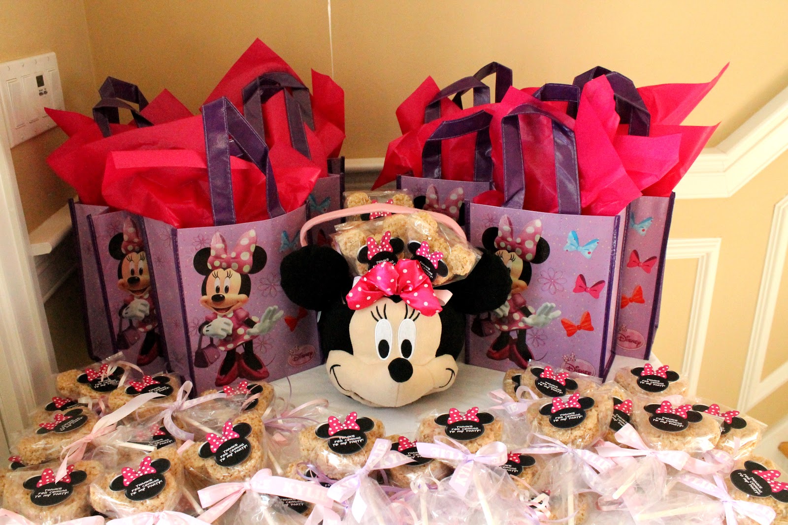 Morsels Party Planning: Minnie Mouse 2nd Birthday Party