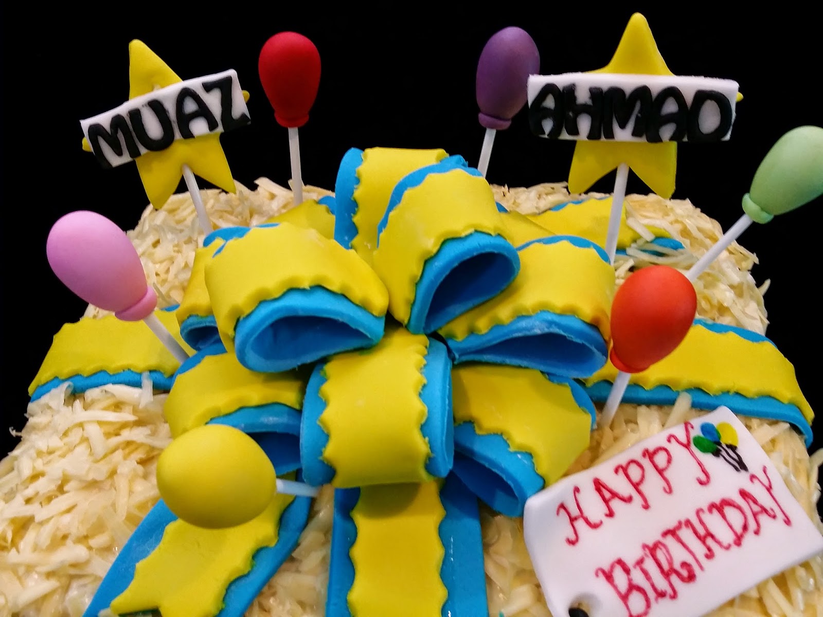 Sweet Creations: Ribbon Snow Cheese cake for Muaz & Ahmad