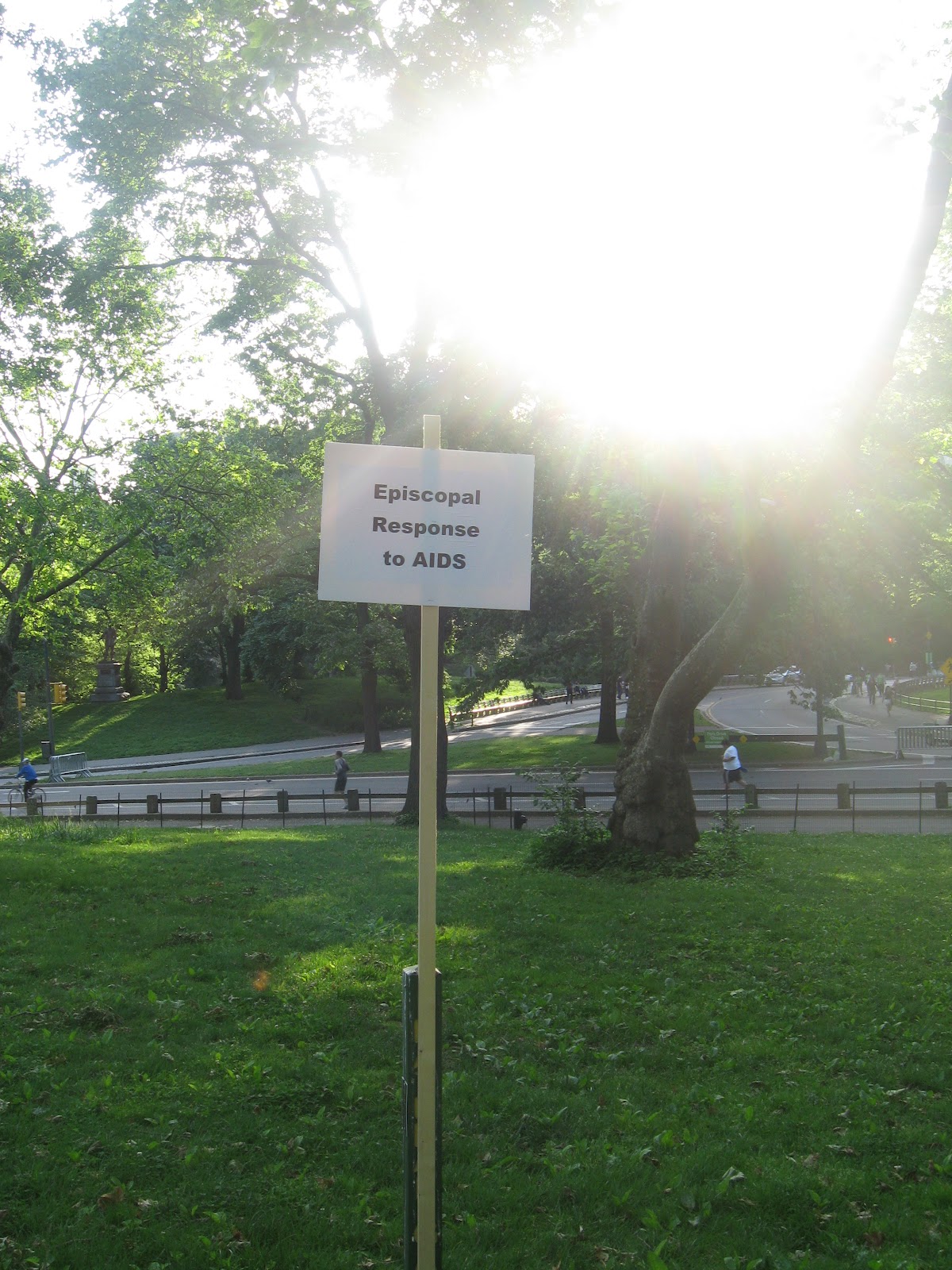 Episcopal Response to Aids - Aids Walk 2012 - Rev Michael Sniffen ...