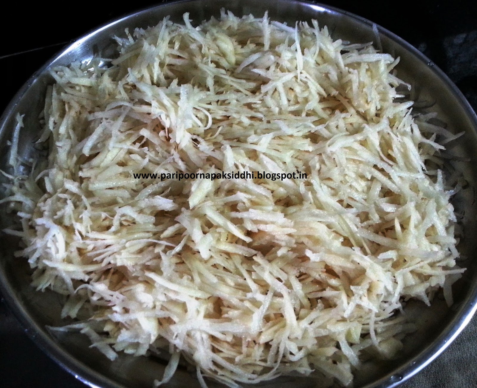 Paripoorna Paksiddhi : BATATA KEES (UPWAS) / STIR FRIED GRATED POTATOES ...