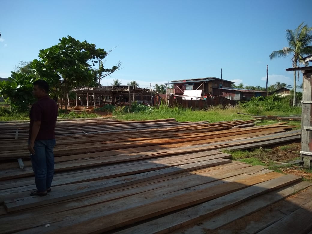 Aktivitas Galangan Kapal Kayu Bagan Siapi-Api Tetap Beroperasi