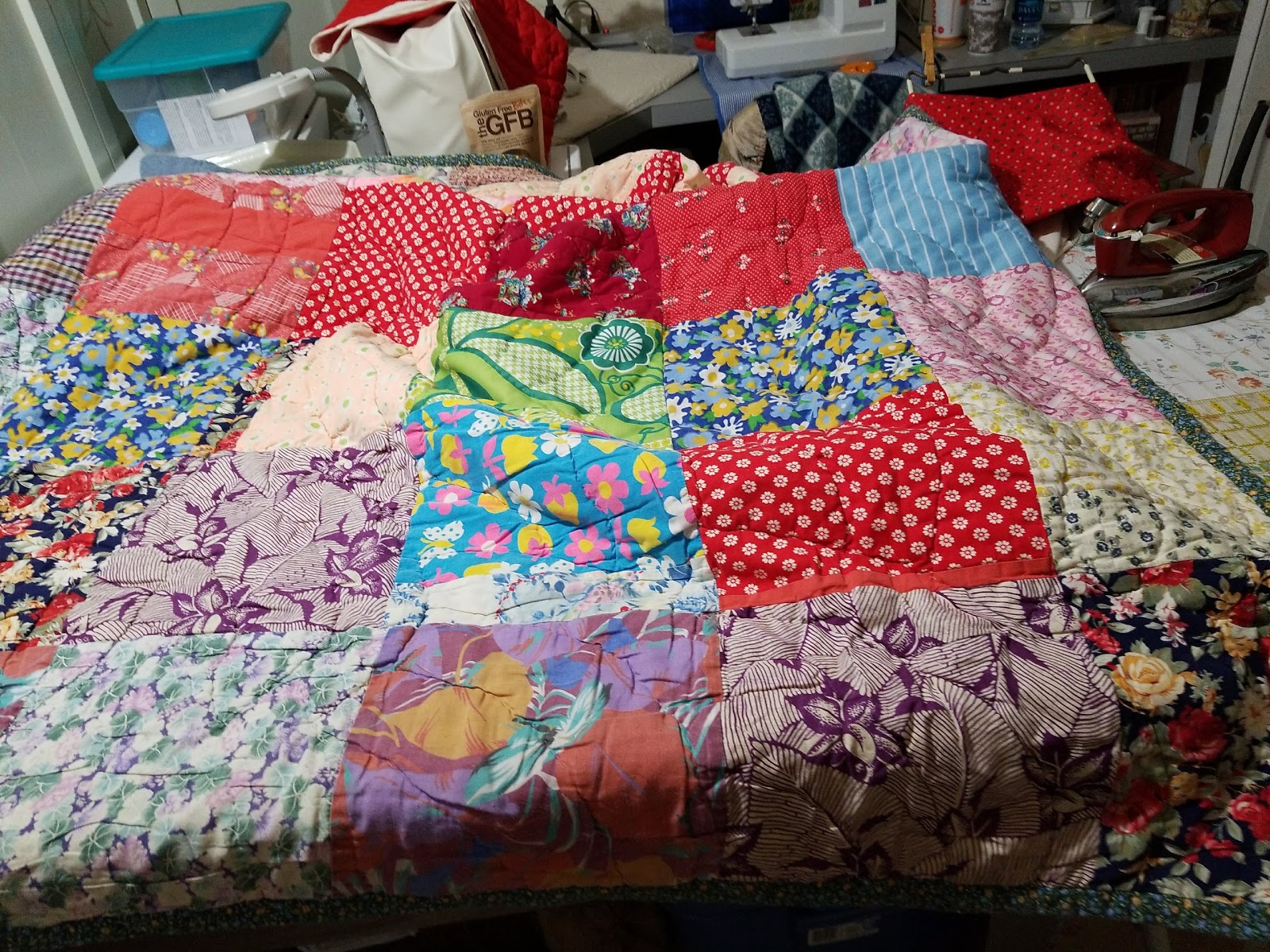 Quilting-Mania: Restoring My Mother's Quilt