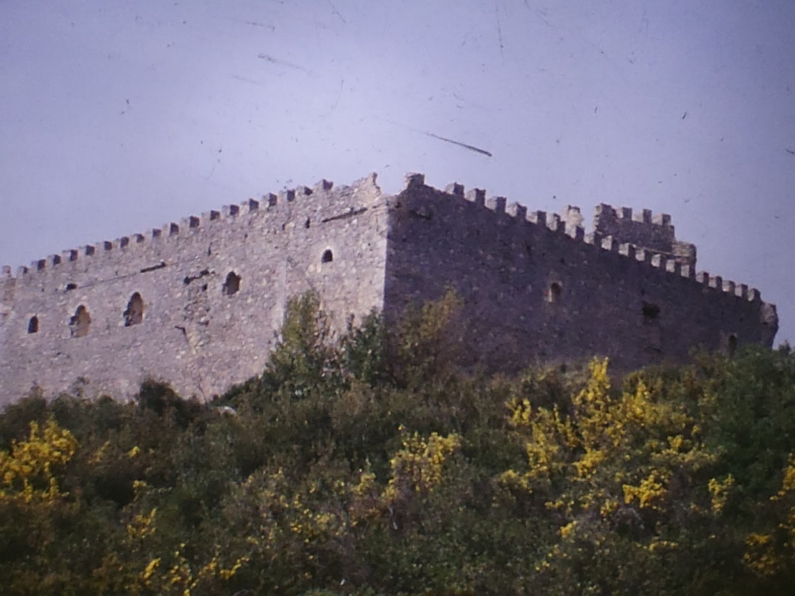 ΜΕΣΣΗΝΙΑΚΗ ΜΑΝΗ: ΜΕΣΣΗΝΙΑΚΗ ΜΑΝΗ Η ΈΞΩ ΜΑΝΗ