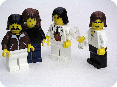 Chez Beeper Bebe: Musical Lego Minifigures