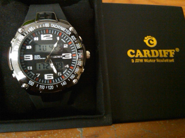 JAM TANGAN CARDIFF WATERPROOF: JAM CARDIFF SPORTY & TRENDY