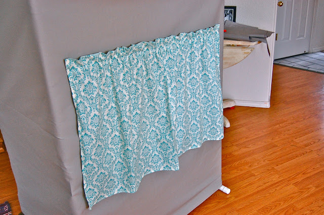 That's So Cuegly: Puppet Theater (PVC PIPE)