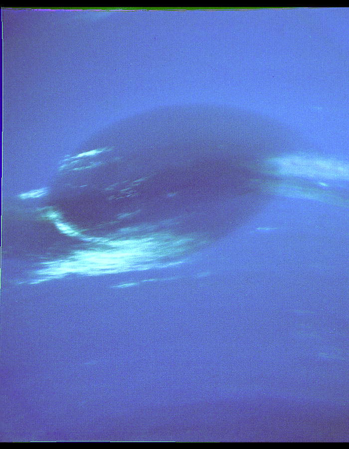 UNIVERSO OBSERVADO: O PLANETA NEPTUNO