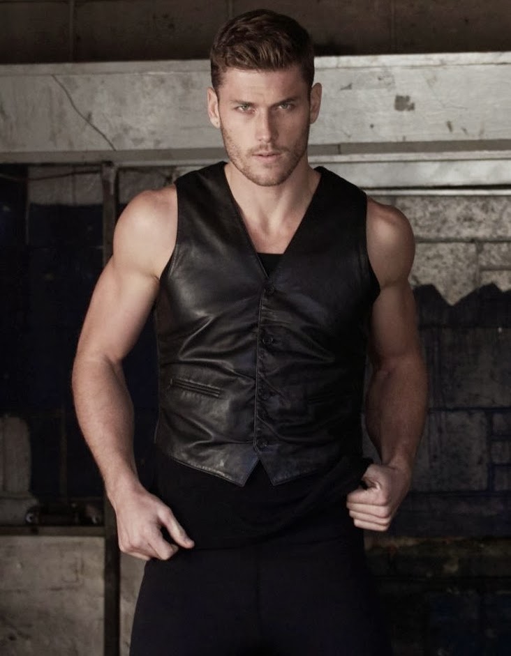 Male Model Street: Philippe Leblond