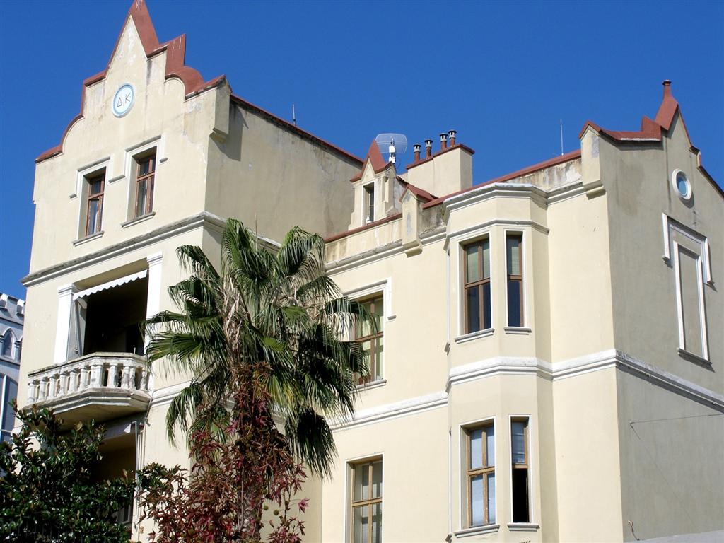 ΗΡΩ ΚΑΡΑΜΑΝΛΗ : ΚΑΒΑΛΑ : ΜΙΑ ΠΟΛΗ, ΜΙΑ ΙΣΤΟΡΙΑ