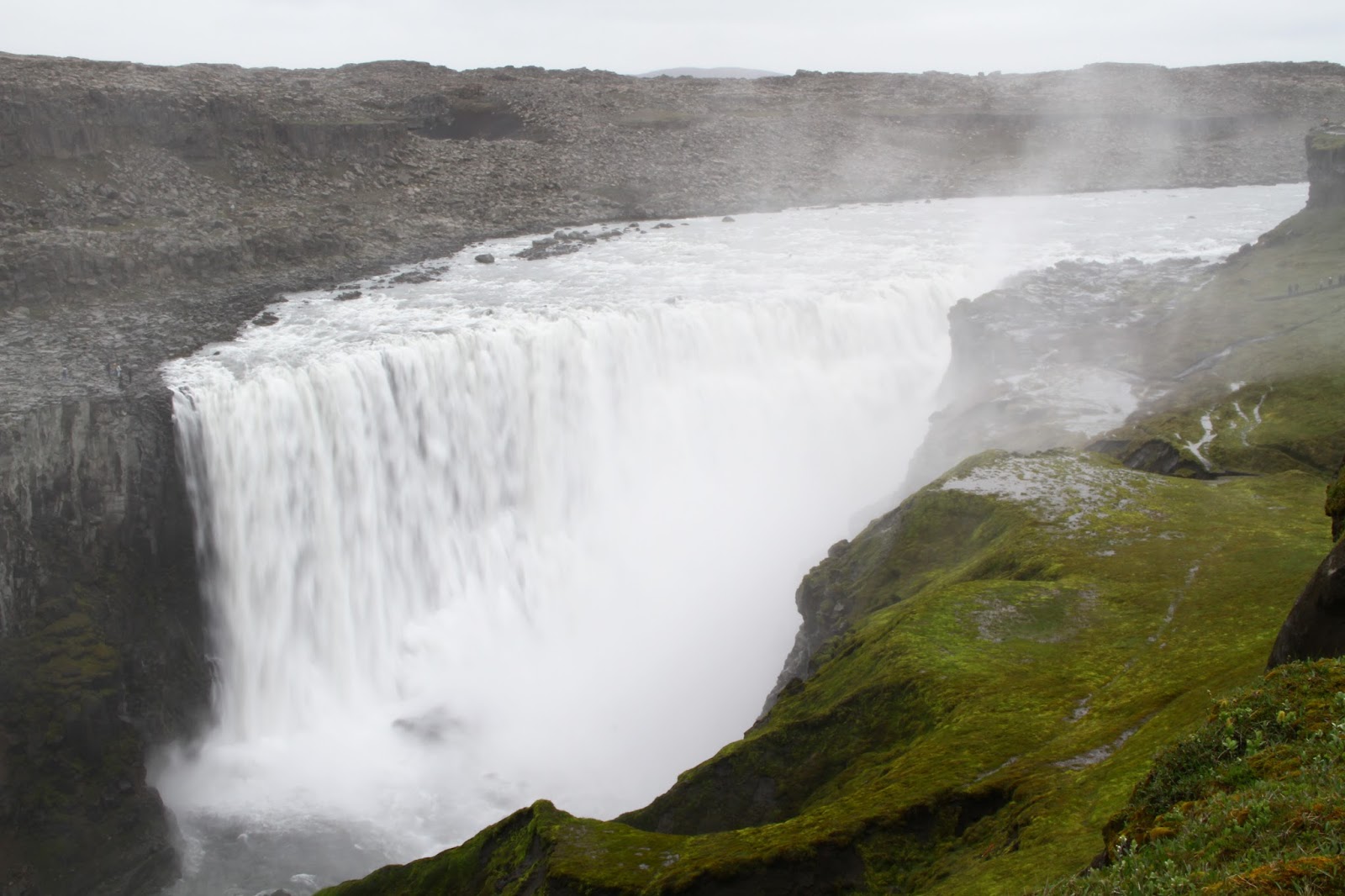 Lost in Iceland: Smrdi, smrdi, kako smrdi....