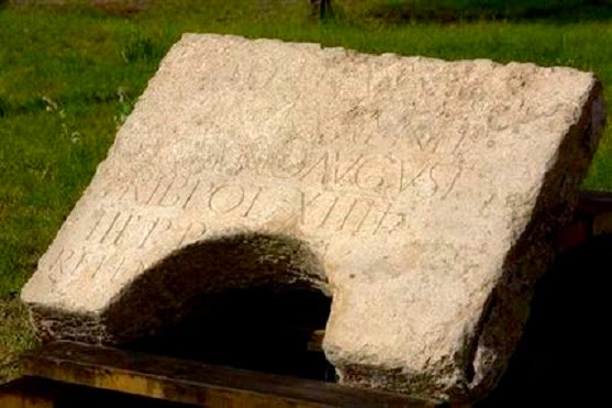 ANTINOUS THE GAY GOD: INSCRIPTION COMMEMORATES THE VISIT OF ANTINOUS ...