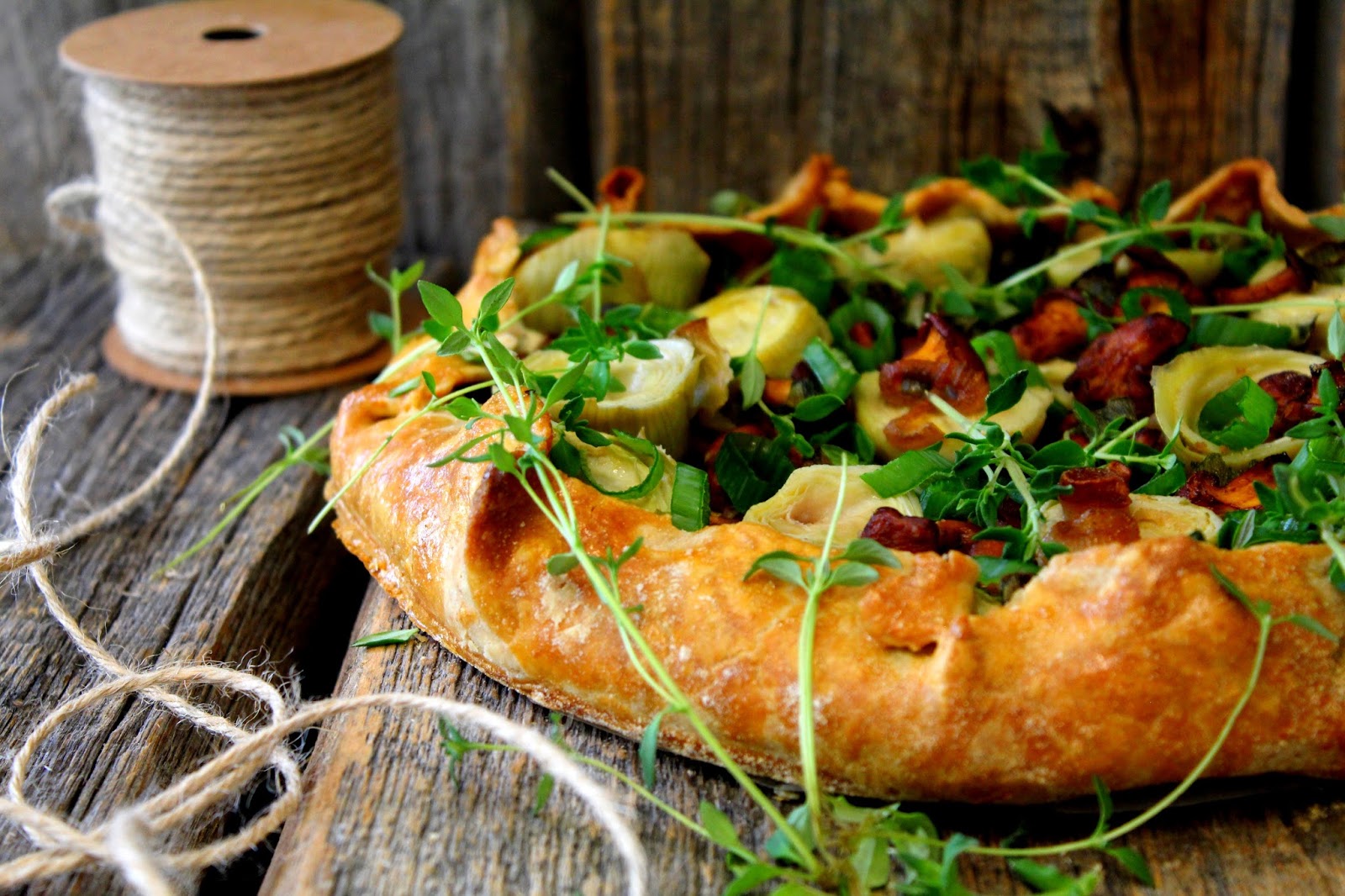 Kakkuviikarin vispailuja!: Kantarelli-artisokka galette