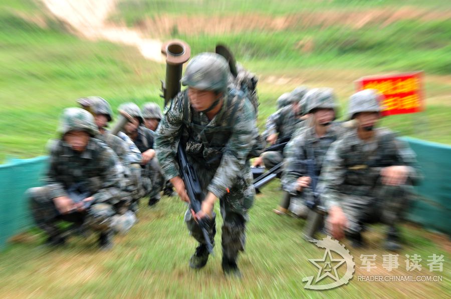 China Defense Blog: A first look: PLA's new 9-man "ZBL09" infantry ...