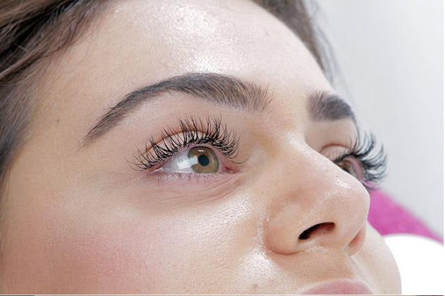 Review: Eyelash Extensions by Boudoir Lashes | Perfectly Polished