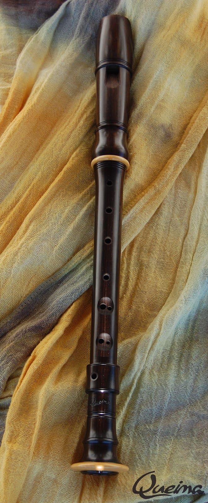 Instrumentos tradicionais: - Pito Pastoril