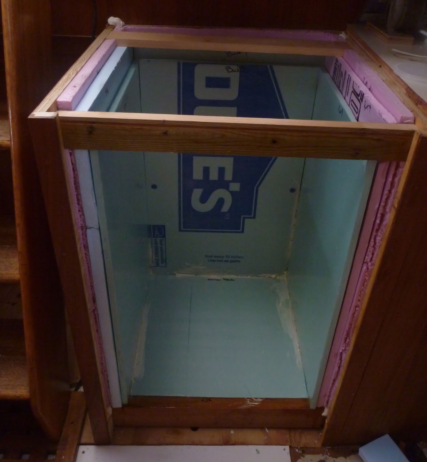 Phoenix's Flight: We Have Refrigeration! -- Installing our Frigoboat ...