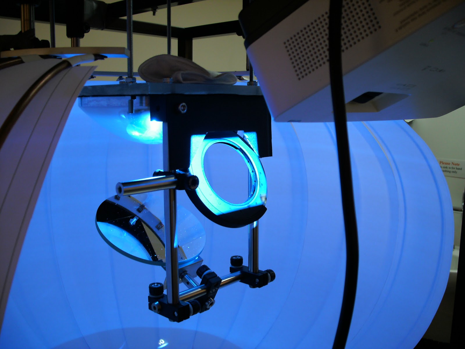 Virtual Reality for Mice: More Aperture Science