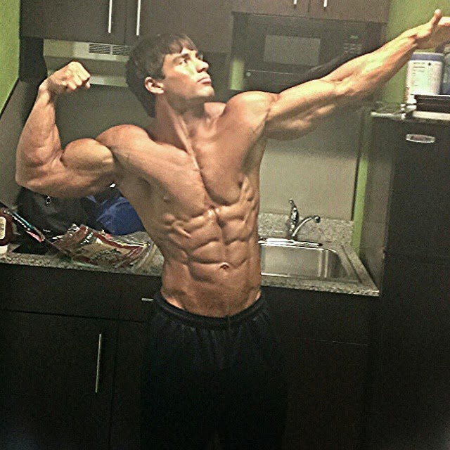 Daily Bodybuilding Motivation: Aesthetic and Muscles Jason James Lowe ...