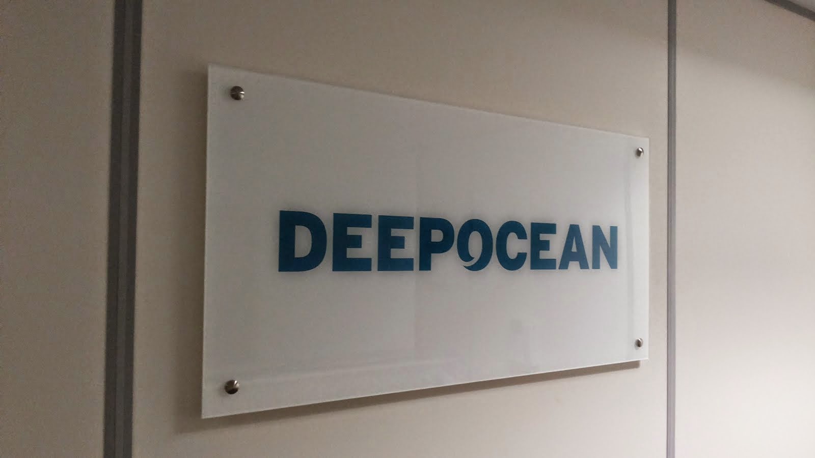 The Green I Signs Blog: 5mm clear perspex reception sign mounted on ...