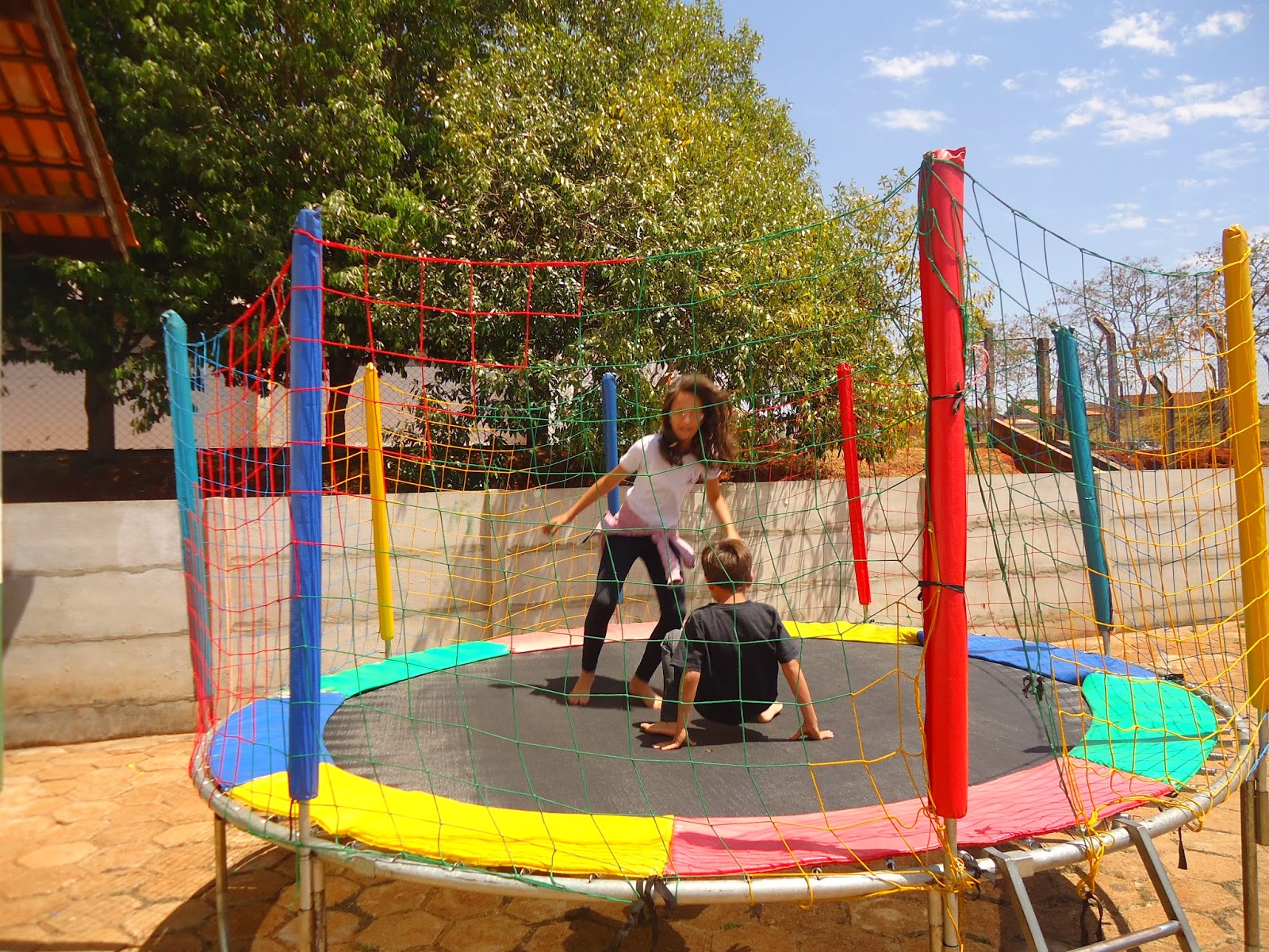 E.M. Zilca dos Santos Fonseca: Pula-Pula (Semana da Criança)