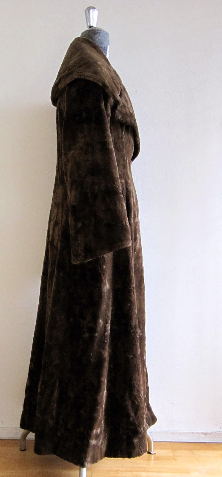 fabSEWnista, vogue patterns sewing projects: project past: Claude ...