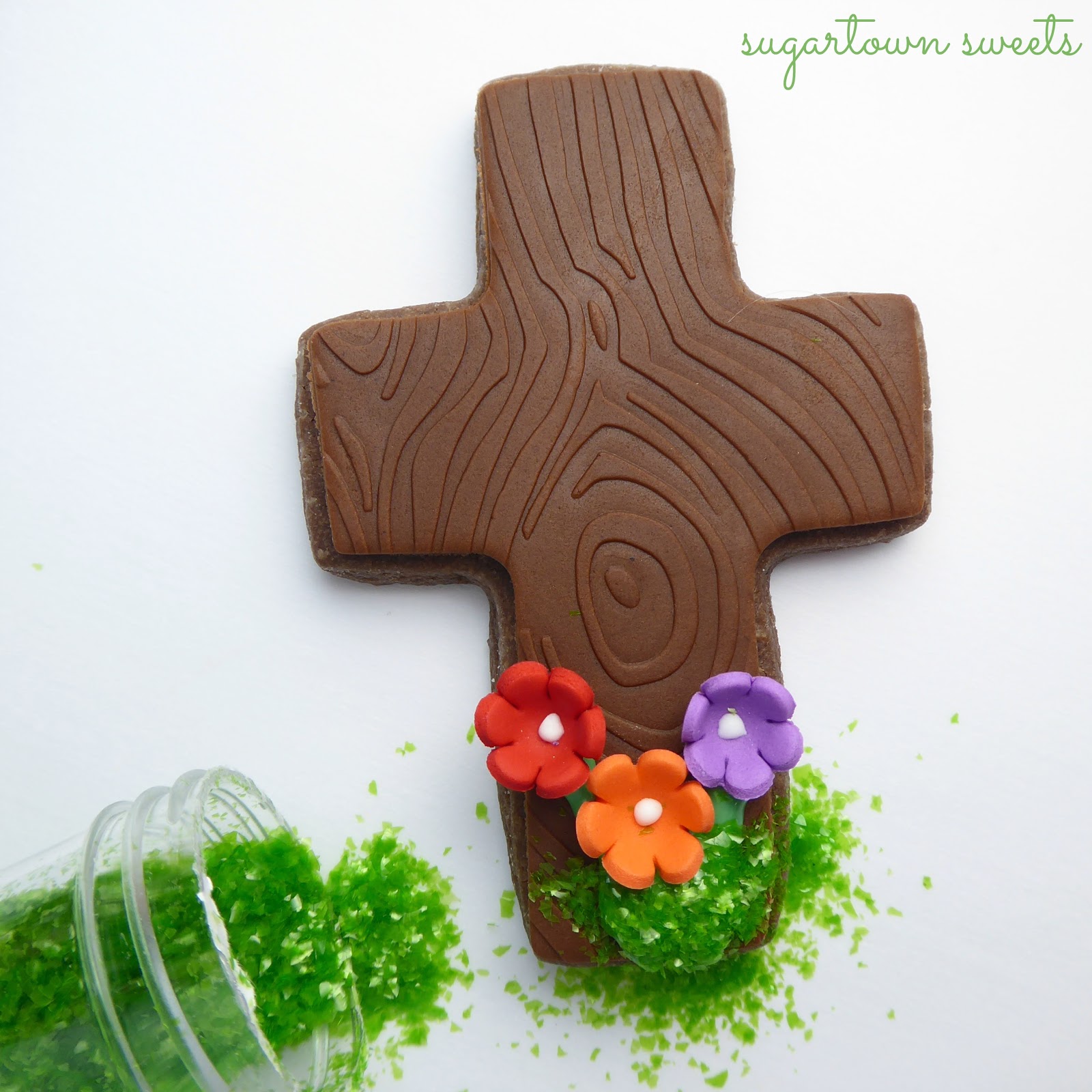 Sugartown Sweets: He Is Risen!~Easter Cross Cookies