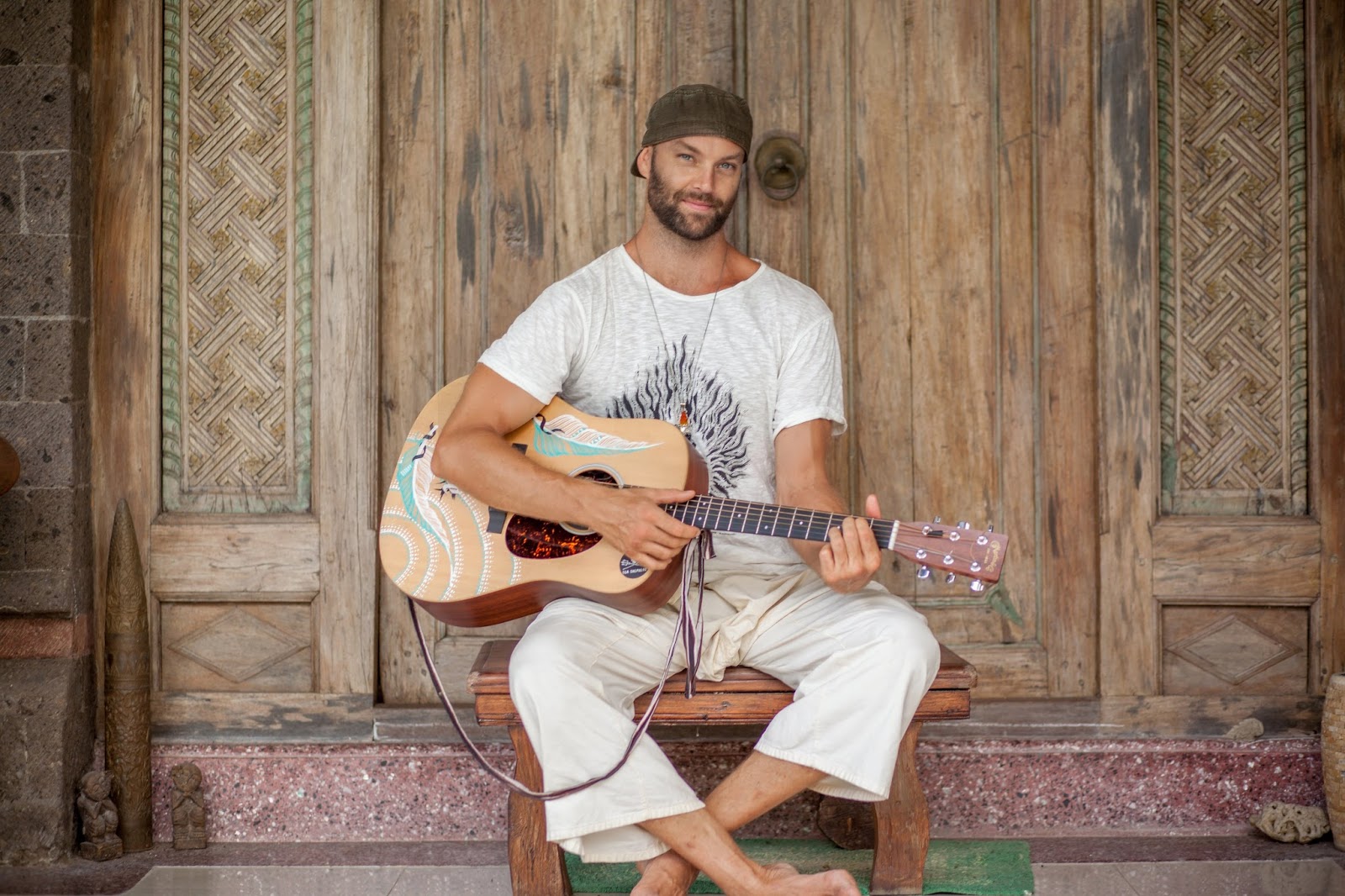 Indie Obsessive: “Embrace” by Samuel J – A Song Review