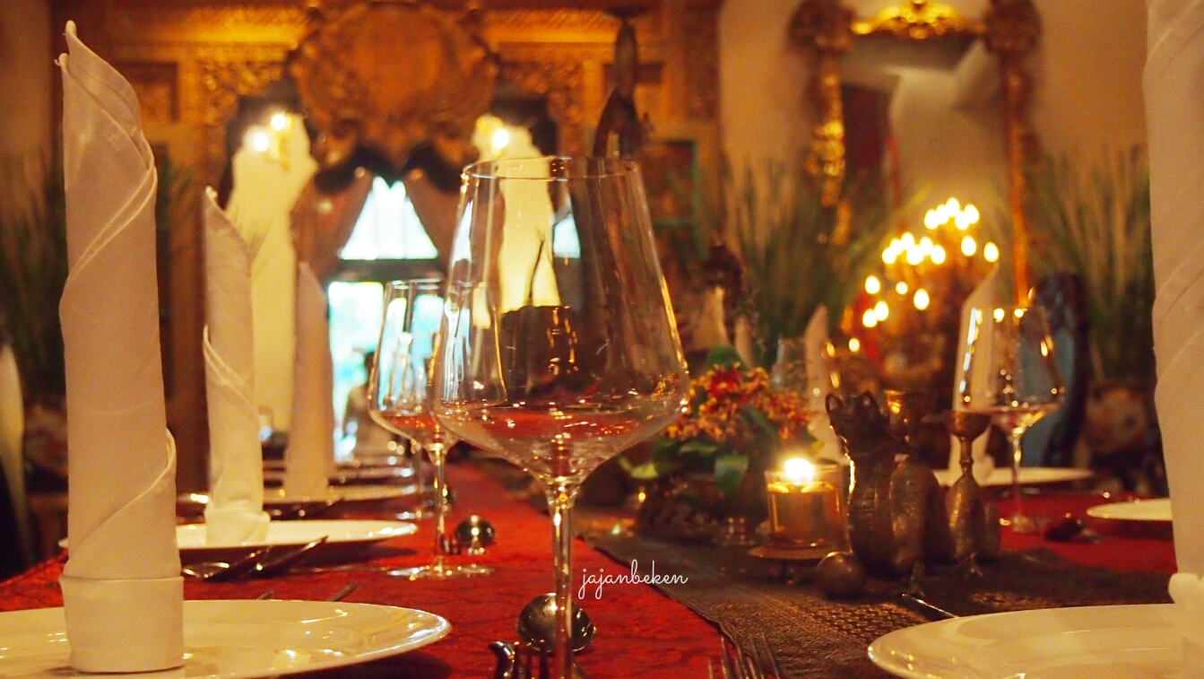 Makan DI Restoran Mewah Tugu Kunstkring Paleis Menteng Jakarta