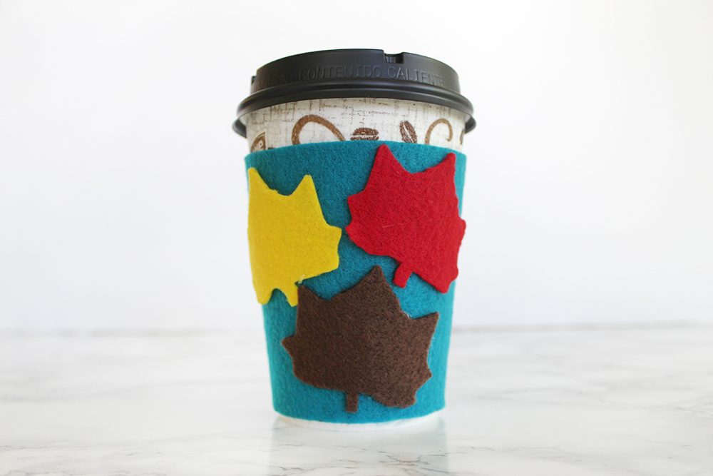 Southern Mom Loves: Crushing It: Make an Easy Fall Felt Cup Sleeve!