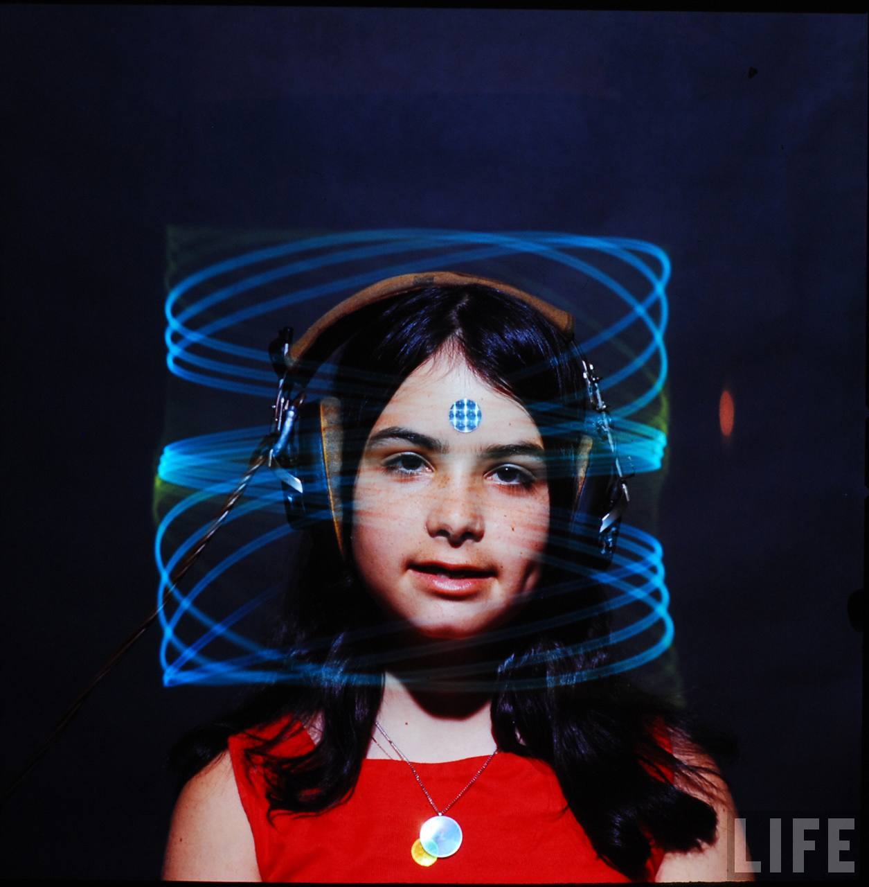 Psychedelic Art – Trip the Light Fantastic With LSD-Inspired Art in the ...