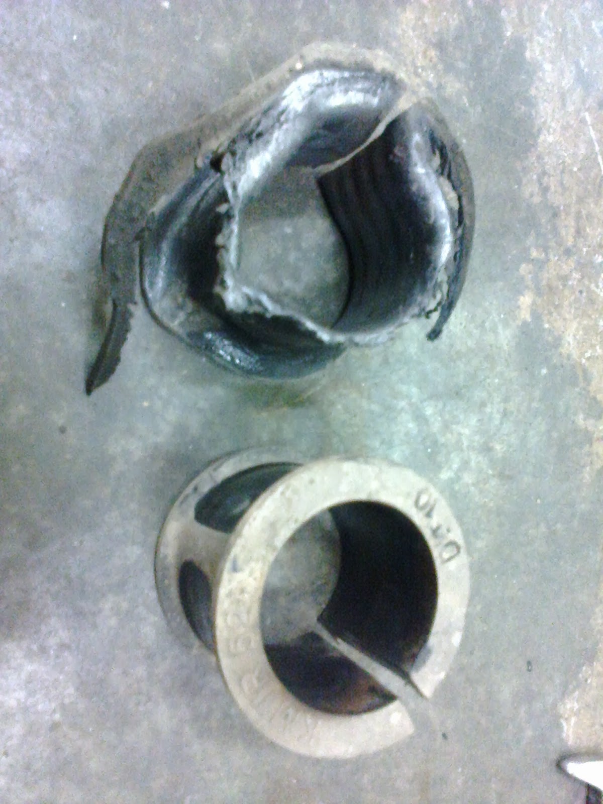 Bila Oris Membebel: GENORIS: Pengantian Bush Stereng.