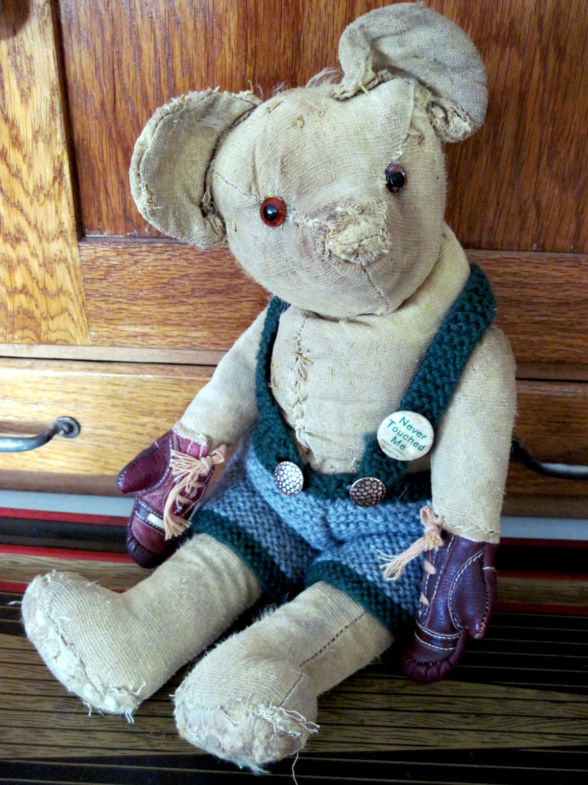 Tracy's Toys (and Some Other Stuff): Champ, the Boxing Bear