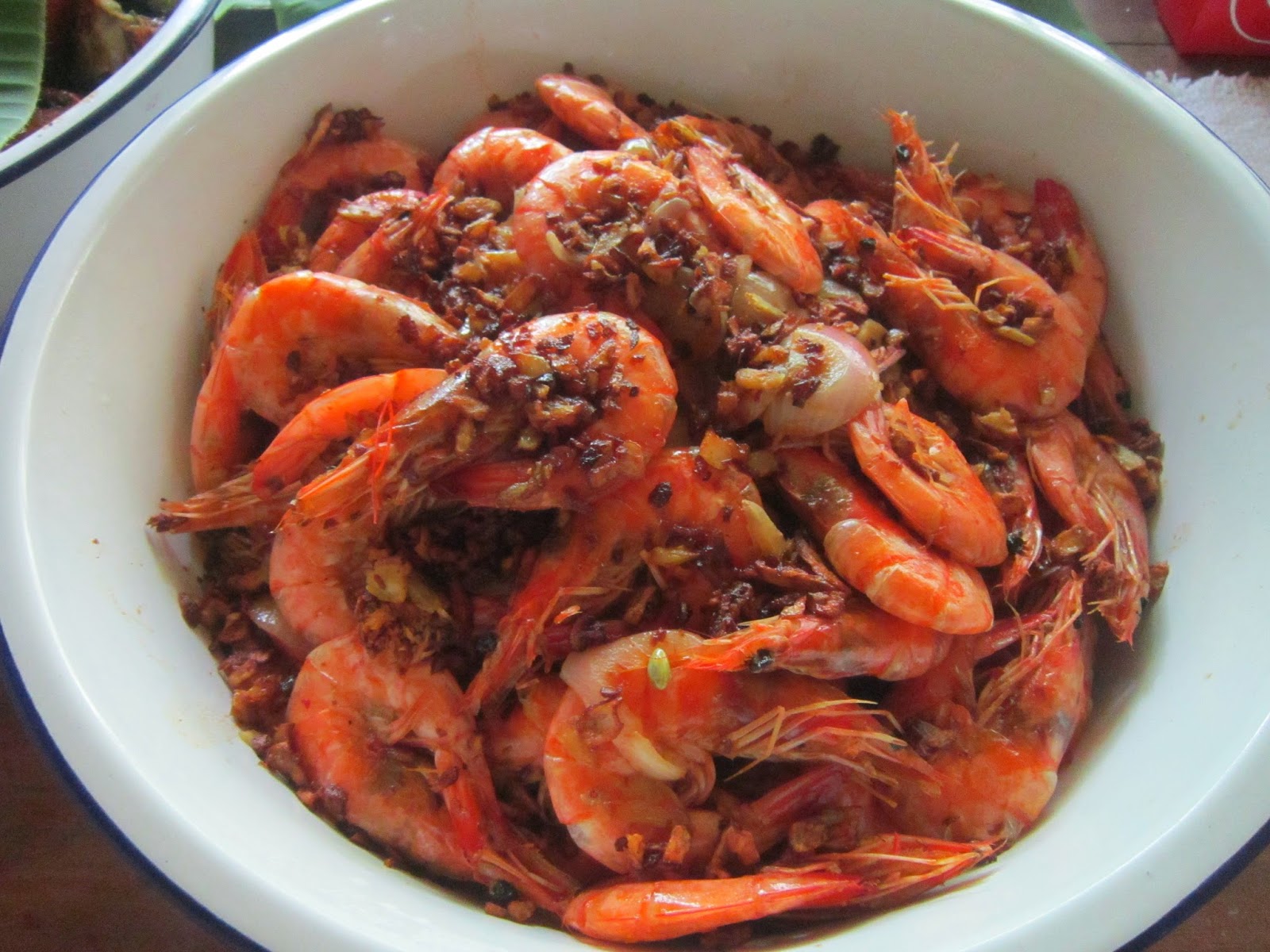 SALU-SALO para sa mga BALIKBAYAN