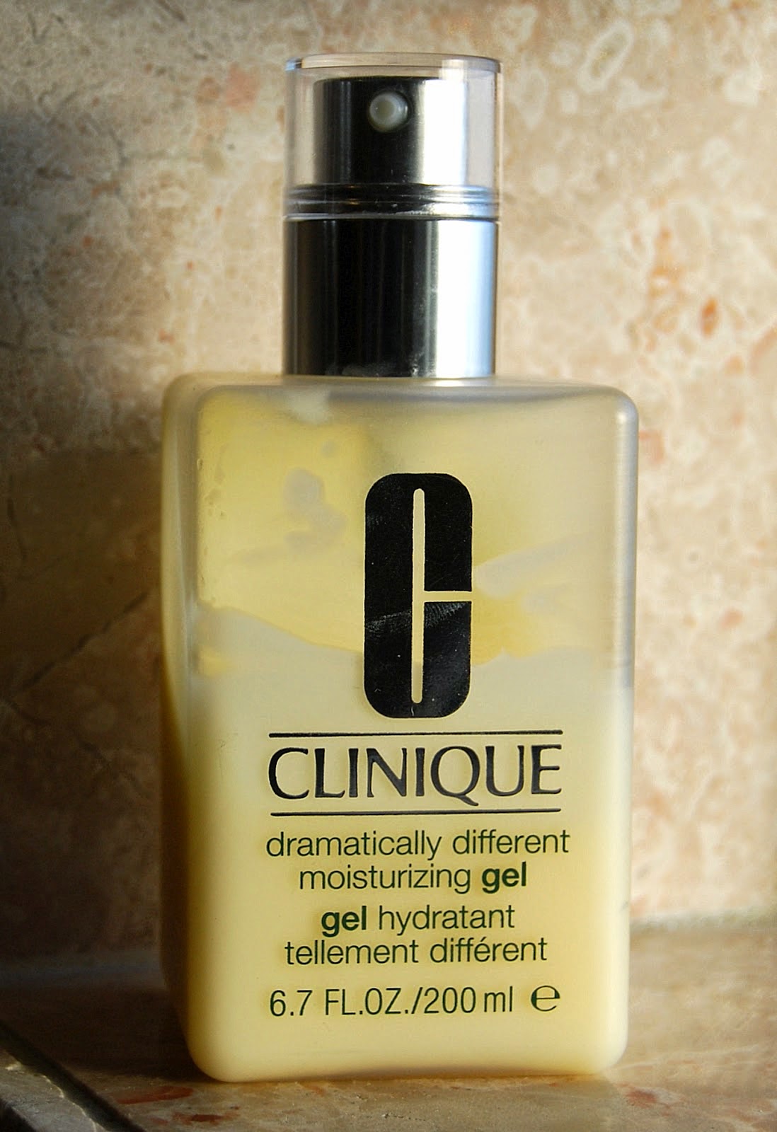 Gul's Artistry: Review: Loreal Paris 'HYDRAFRESH Anti-Shine Icy Gel ...
