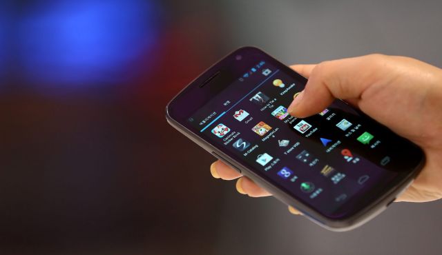 Adrienne's Corner: A nation (world?) of one handed people...(video)