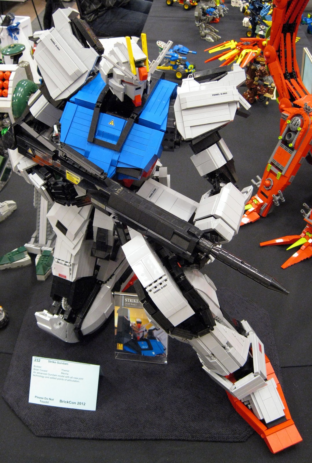 GUNDAM GUY: LEGO: Strike Gundam - Custom Build